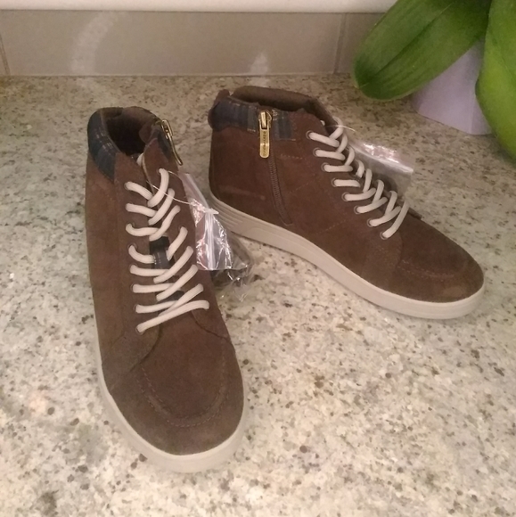 Easy Spirit | Shoes | Nwt Easy Spirit Dark Pecan Sample Shoe Senorah ...